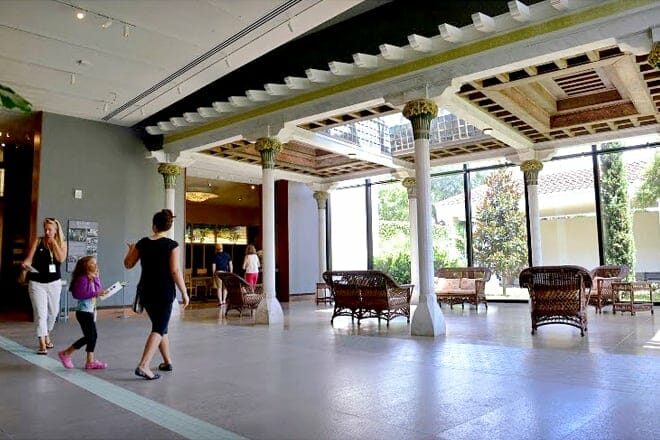 Charles Hosmer Morse Museum of American Art