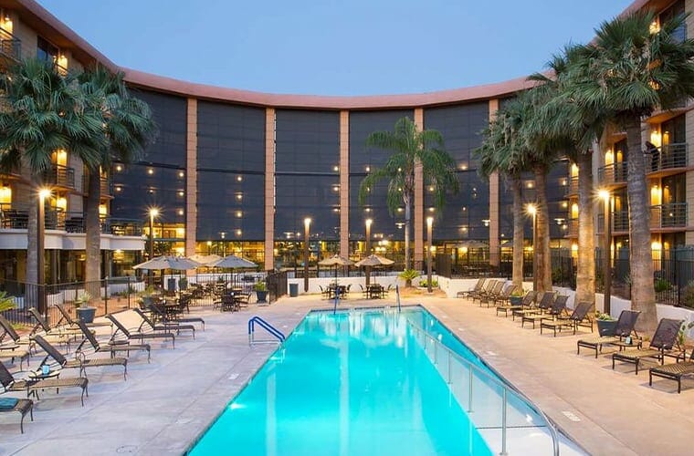 Embassy Suites By Hilton Hotel Phoenix Biltmore
