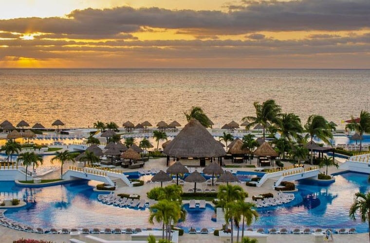 Moon Palace Resort For Teenagers