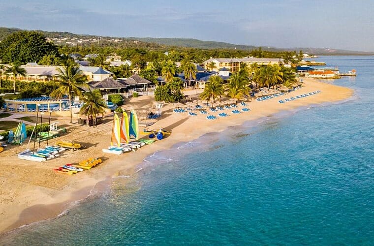 Runaway Bay By Jewel Resort