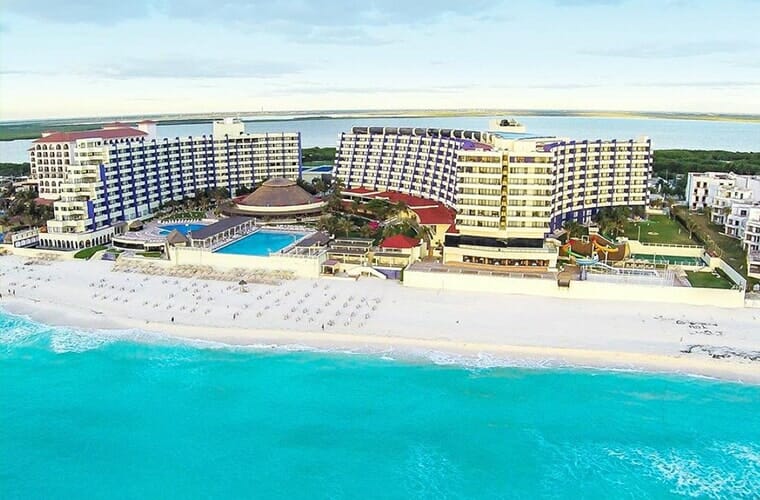 Crown Paradise Club Cancun Reviews