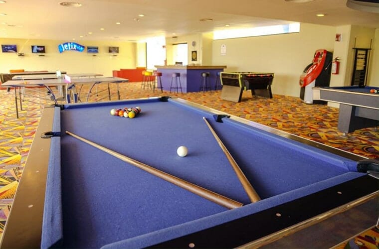 Crown Paradise Club Cancun Teen Club