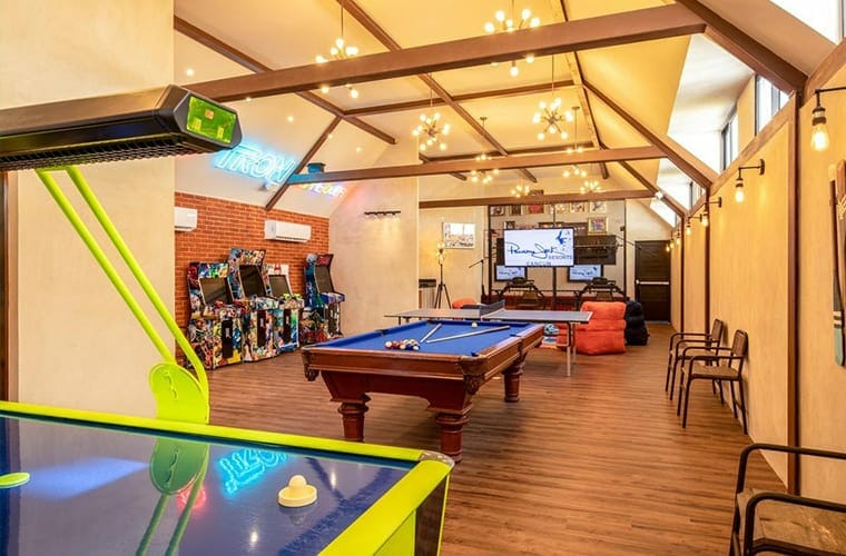 Panama Jack Cancun Game Room Arcade