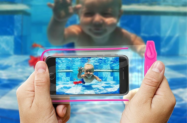 Universal Waterproof Phone Case Should Be On Your Packing List For Cancun