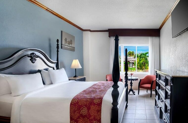 Guest Rooms At Jewel Runaway Bay