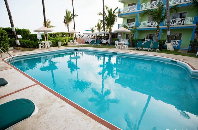Dover Beach Hotel