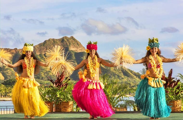 Attend A Hawaiian Luau