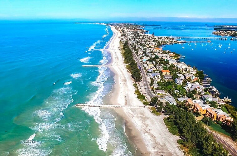 Manatee County Beach - Holmes Beach