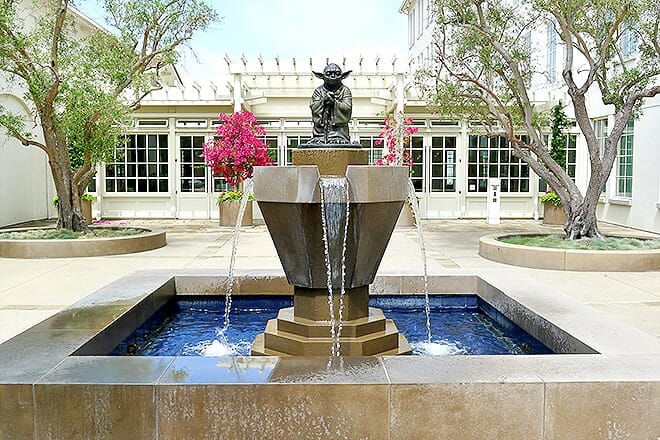 Letterman Digital And New Media Arts Center