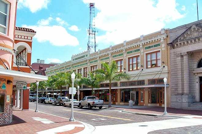 Historic Walking Tour Of Fort Myers