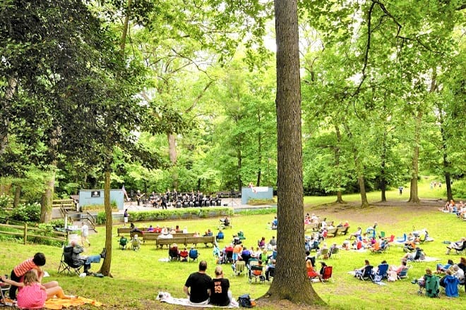 Luman Woodland Theater