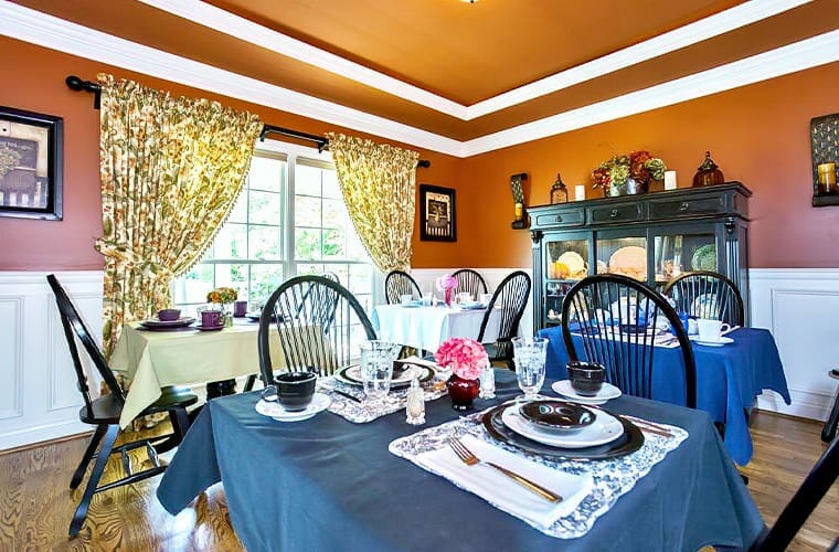 Pillow and Paddock B&B