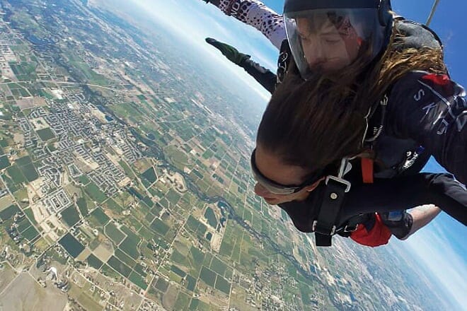 Dzone Skydiving