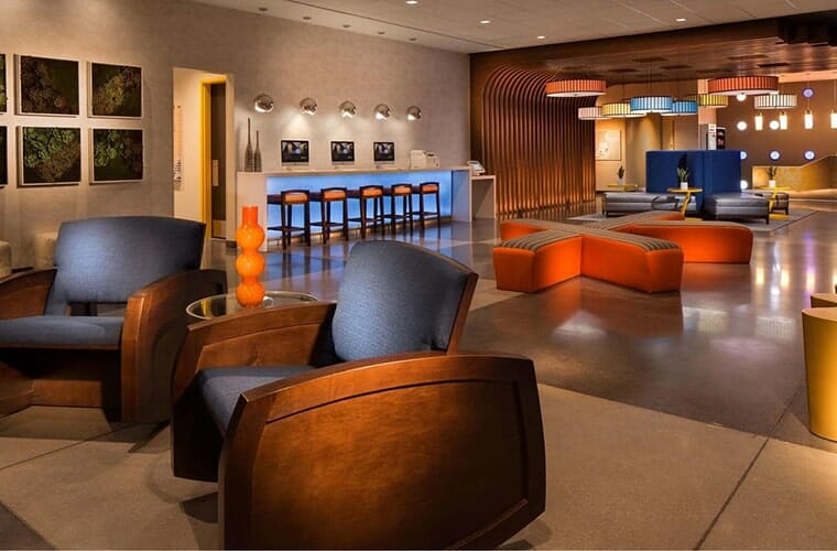 Glō Best Western Lexington