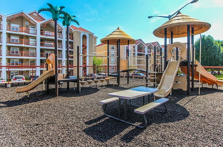 Grand Crowne Resort By Capital