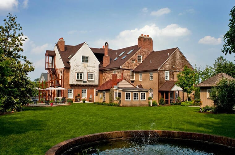 Historic Smithton Inn