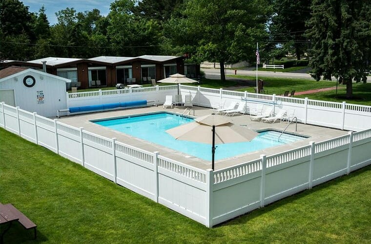 Nader's Motel & Suites