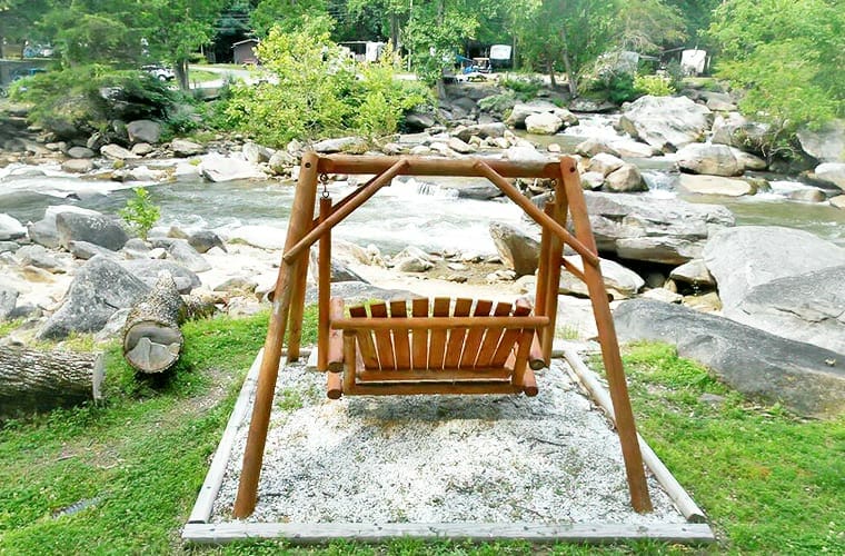 The Evening Shade River Lodge And Cabins