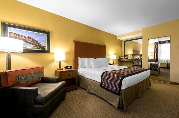 The Golden Hotel, Golden