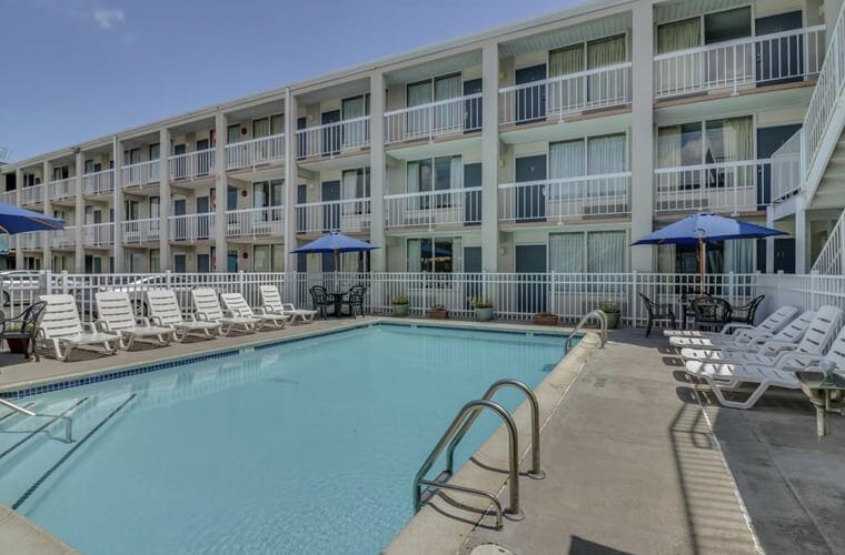 Atlantic Oceanside Dewey Beach Resort