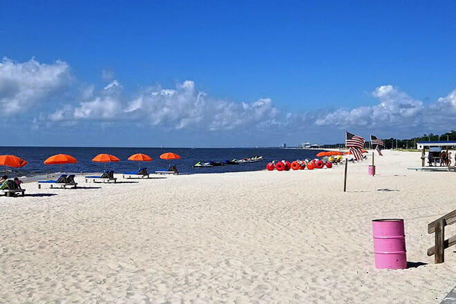 Biloxi Beach &mdash; Biloxi