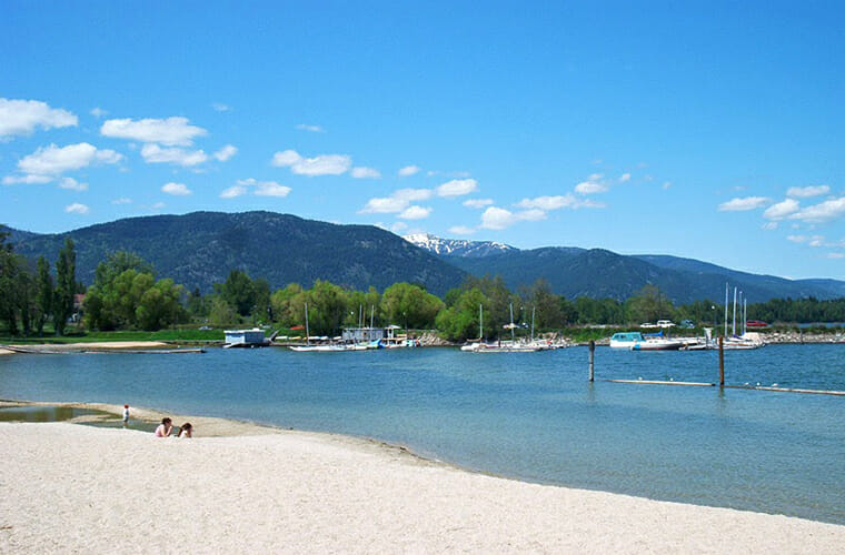 City Beach &mdash; Sandpoint