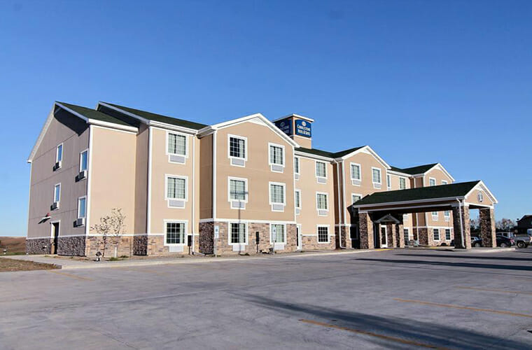 Cobblestone Hotel & Suites - Beulah