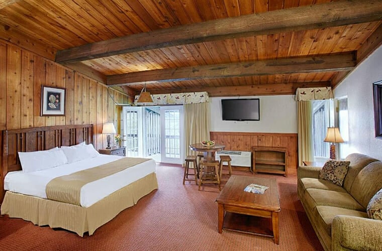 Deer Creek Park Lodge