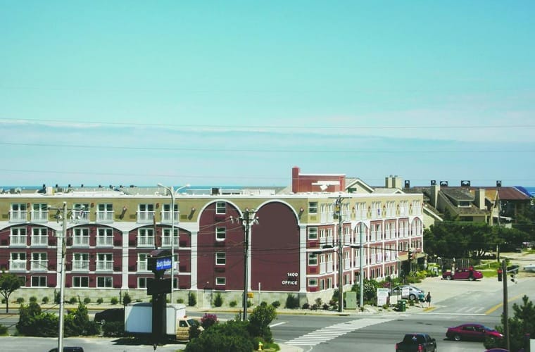 Gold Leaf Hotel of Dewey