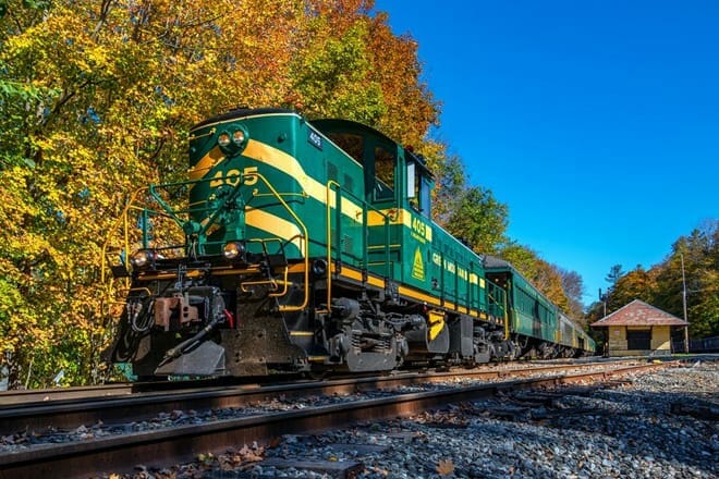 Green Mountain Railroad &mdash; Burlington & Chester