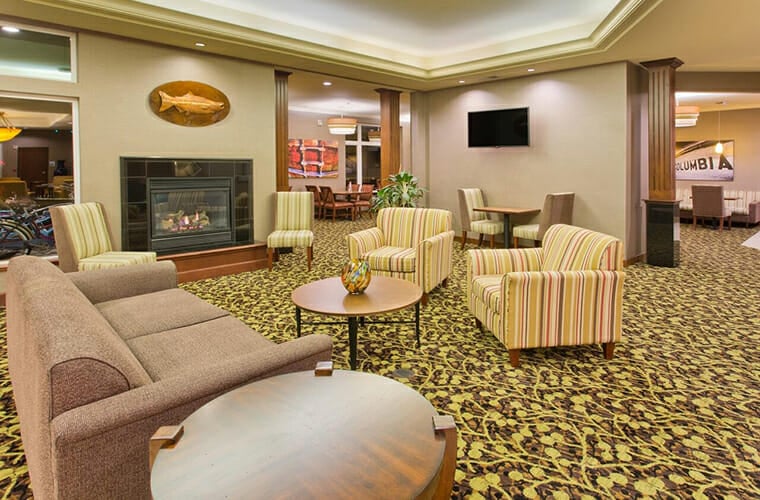 Holiday Inn Express Hotel & Suites Astoria