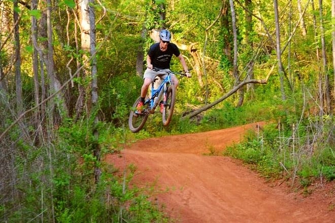 Knoxvilles Urban Wilderness Trails