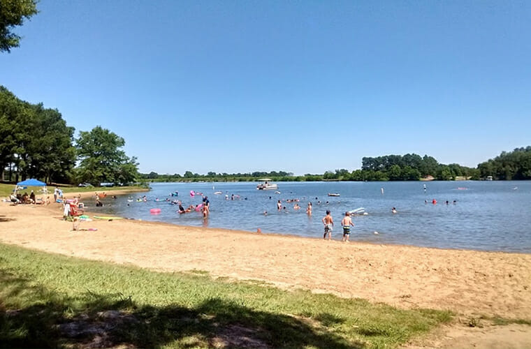 Lake Charles Beach &mdash; Powhattan