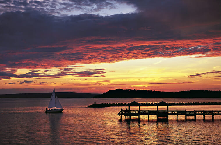 Lake Dardanelle Beach &mdash; Russellville