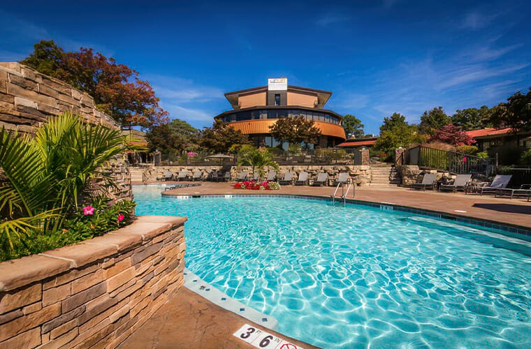 Lodge of Four Seasons Golf Resort, Marina & Spa