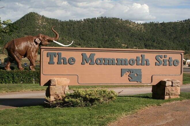 Mammoth Site &mdash; Hot Springs