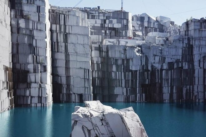 Rock of Ages Granite Quarry &mdash; Graniteville
