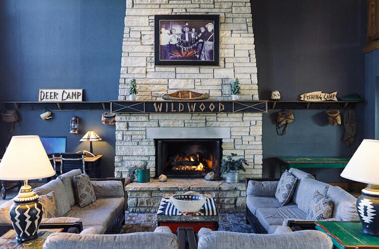 Wildwood Lodge & Suites