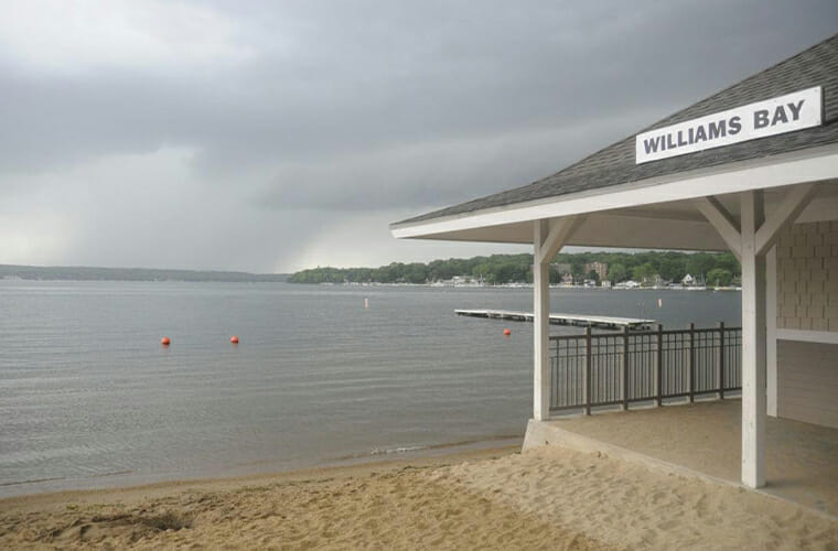 Williams Bay Beach &mdash; Williams Bay