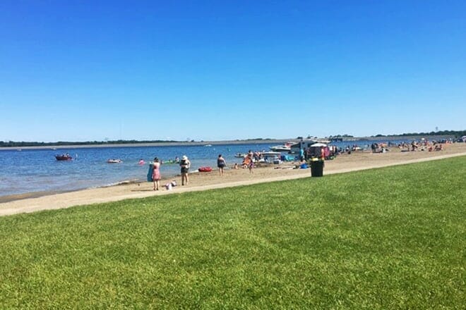 Alum Creek State Park Beach &mdash; Delaware