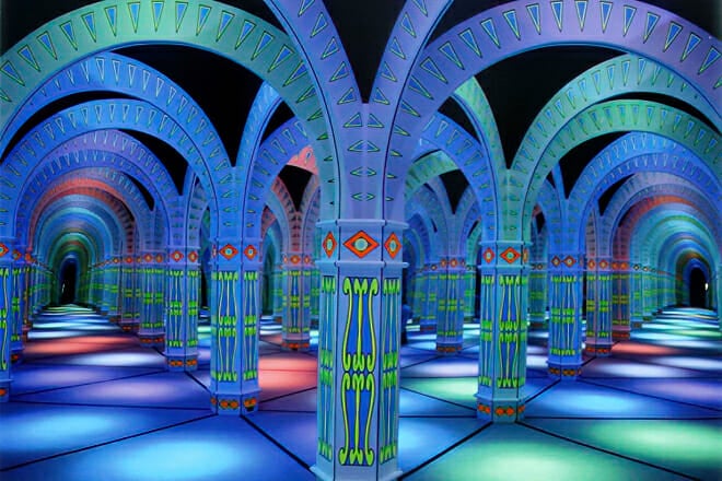 Amazing Mirror Maze &mdash; Mall Of America
