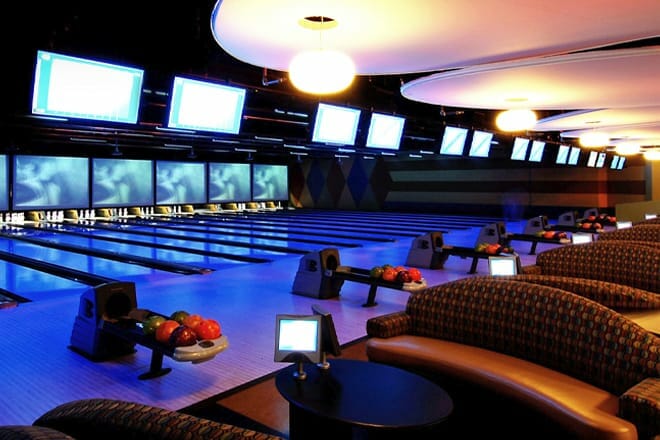 Andy B&rsquo;s Bowling &mdash; South Tulsa