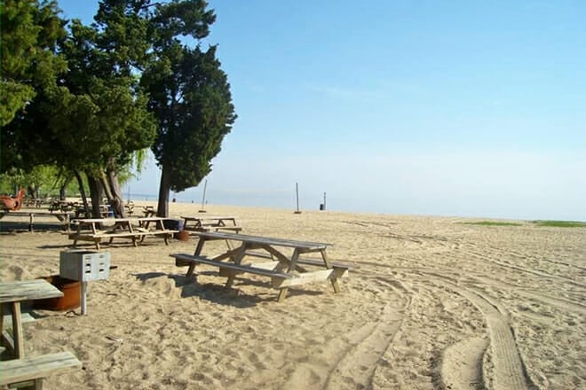 Breezy Point Beach &mdash; Chesapeake Beach