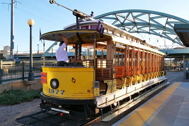 Denver Trolley &mdash; Platte River