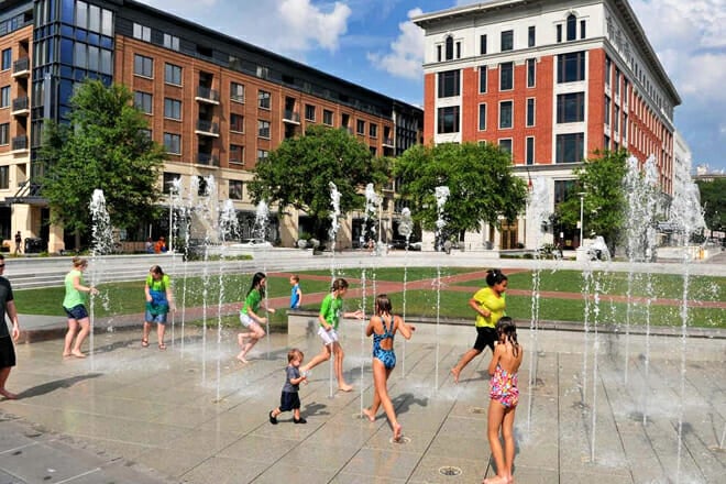 Ellis Square Fountains &mdash; Barnard And West Congress