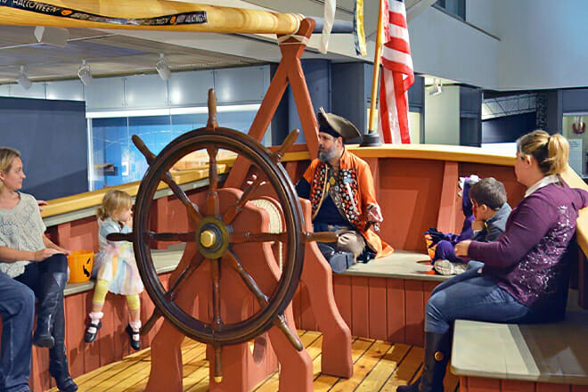 Independence Seaport Museum &mdash; Downtown