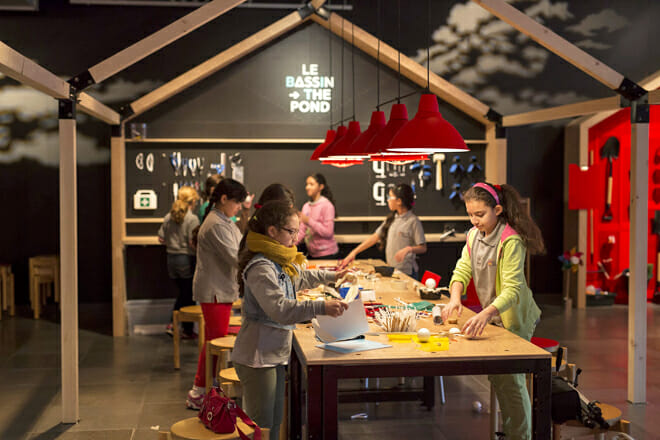 Montreal Science Centre &mdash; Commune Ouest Street