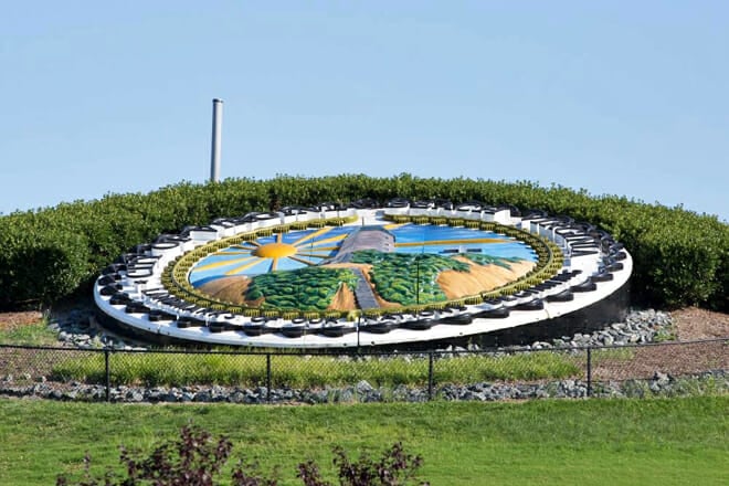 Mount Trashmore Park — Town Center