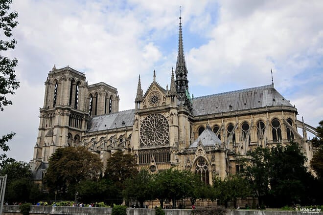 Notre-Dame Cathedral &mdash; Place Jean-Paul II