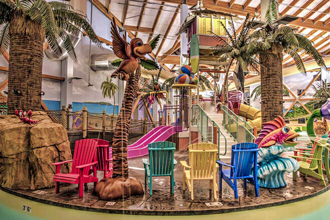 Parrot Cove Indoor Water Park &mdash; Garden City